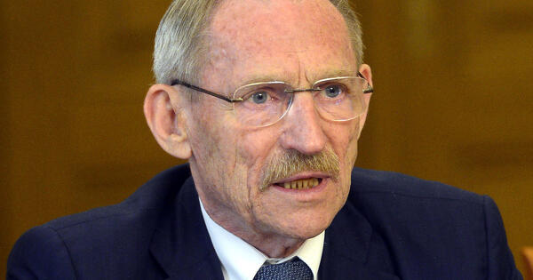 Pintér Sándoréknak most tényleg elgurult a gyógyszere? - mfor.hu