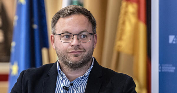 Rácz András: így ferdít a kormánypropaganda Orbán Balázs ügyében - jobb ...