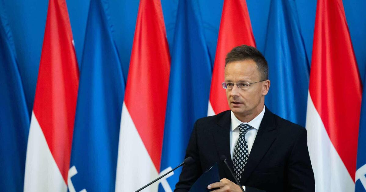Szijjártó Péter sok magyar céget érintő kijelentést tett - mfor.hu