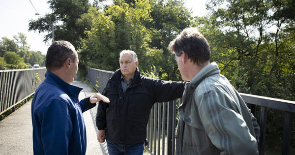 Orbán Viktor reméli, hogy Ausztriából nem jön utánpótlás, Brüsszeltől ...