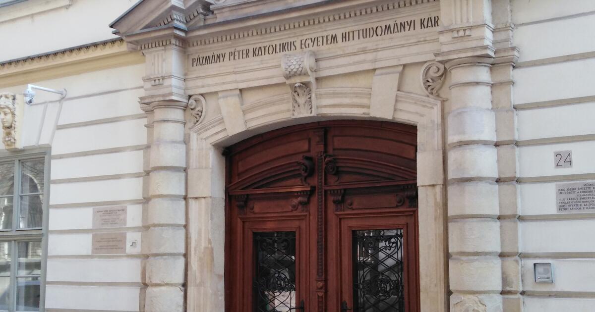 Perre megy az ideológiai okok miatt kirúgott egyetemi oktató - mfor.hu