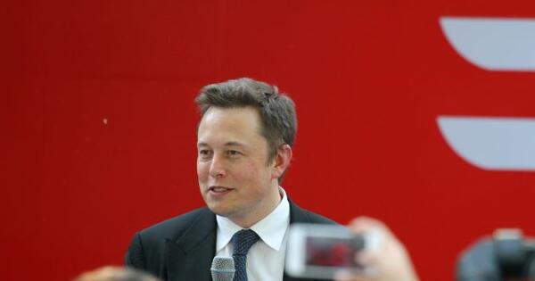 Elon Musk ordibált egy sort Trump egy fontos emberével - mfor.hu