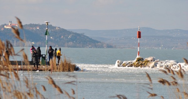 A Balaton télen – jégreneszánsz, szaunateátrum, forróital-parádé - mfor.hu
