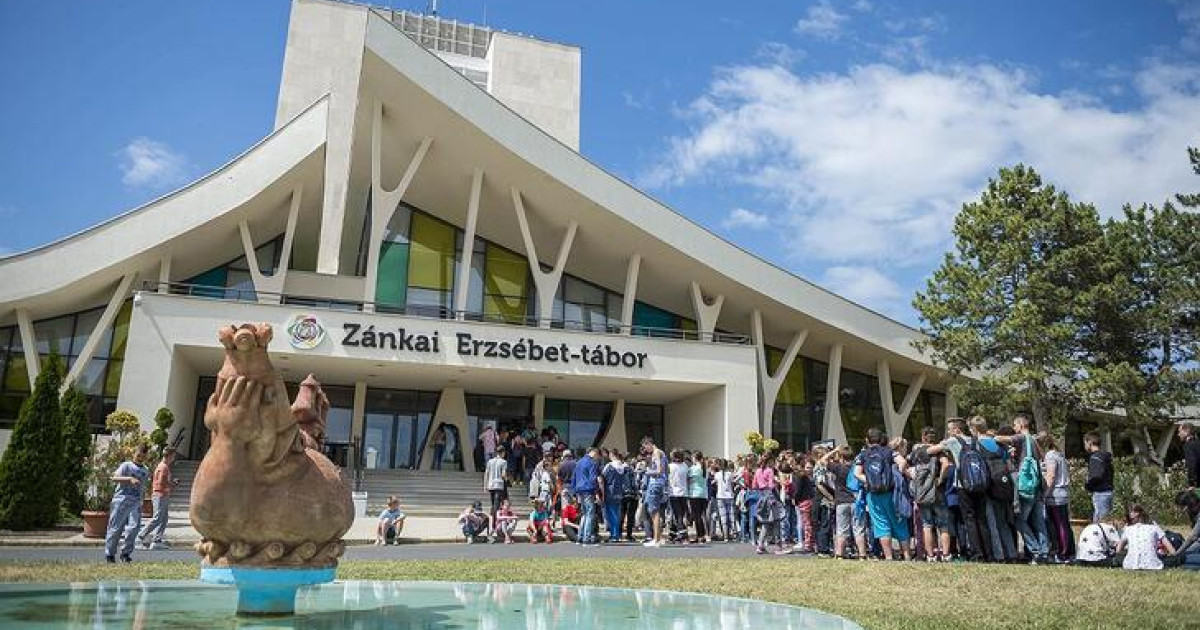 A kormányváltás ellenére is megkezdődött a Balog Zoltán nevével ...
