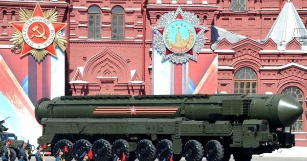 Rettegett piros gomb: mikor nyúlhat atomfegyverhez Vlagyimir Putyin ...