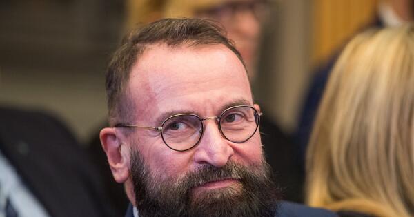 Szájer József: nem érdemeltem ilyen reakciót, nem kell Orbán Viktor ...